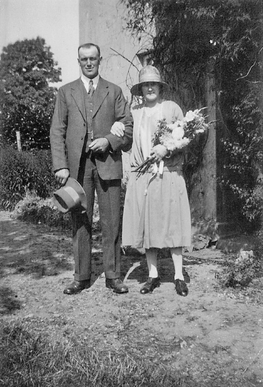 A Short History of The Grattons aka The Graddons - Littlehempston